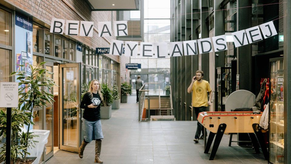 »En kæmpe sejr for os«: Læreruddannelse på Nyelandsvej reddet